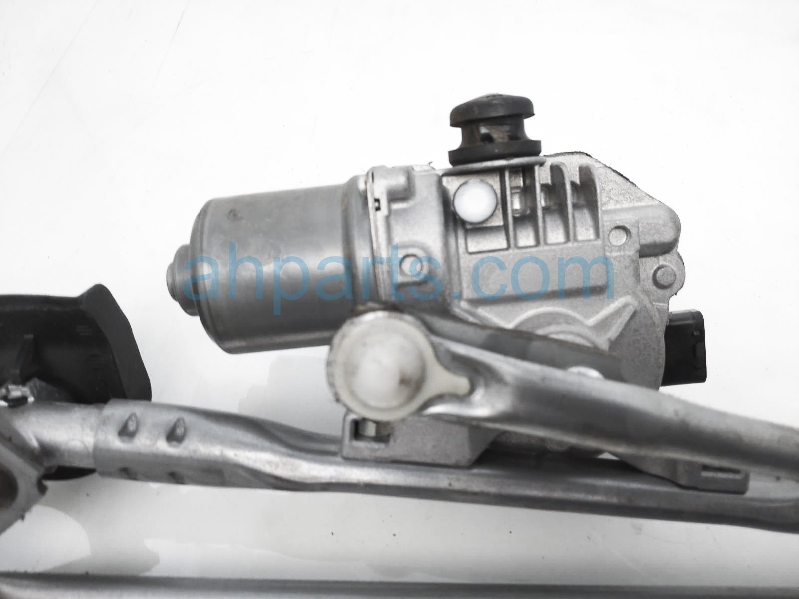 2018 Toyota Camry Front Arms Windshield Wiper Motor Assy 85150-06200,