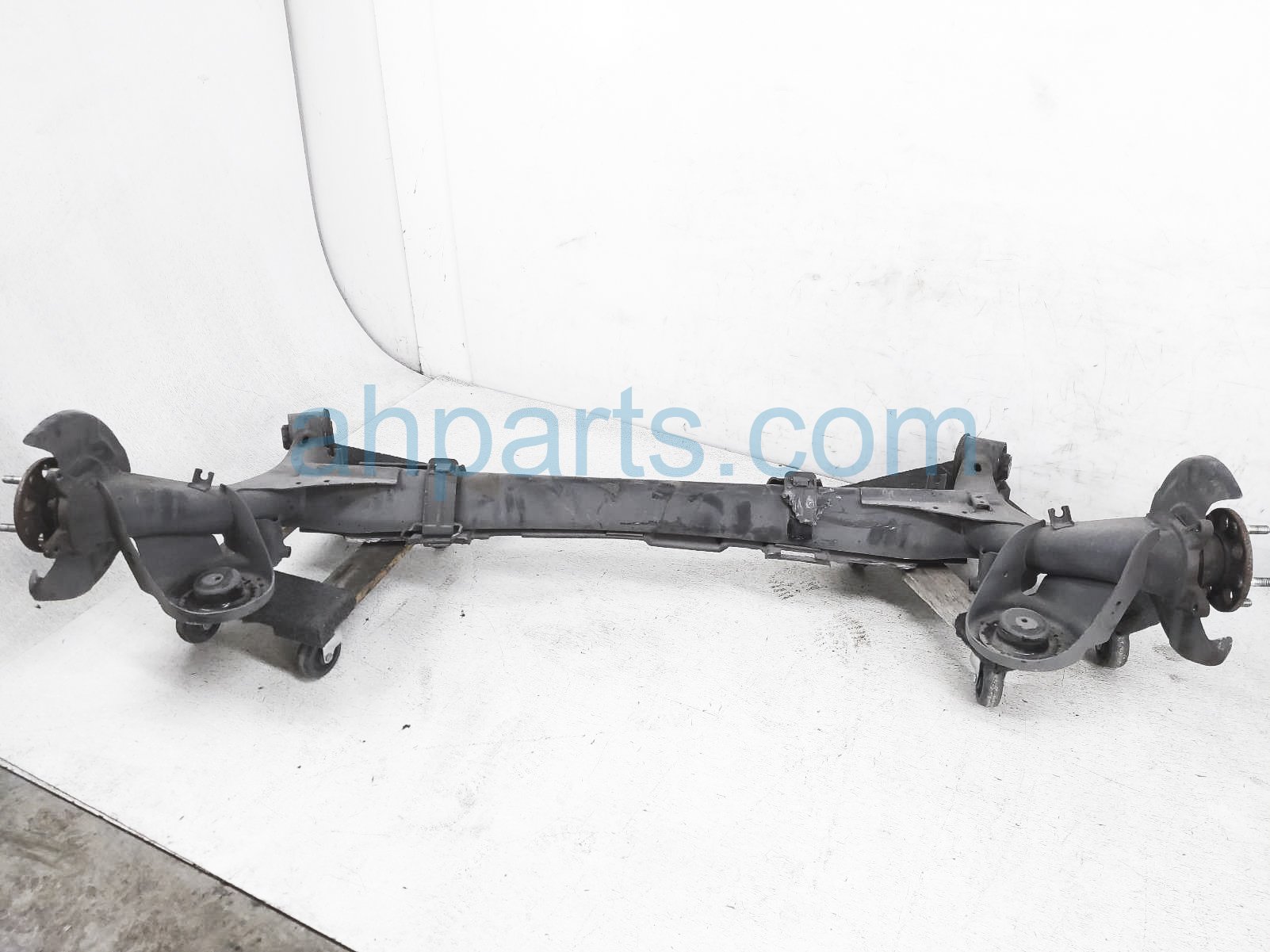 2016 Hyundai Veloster Rear Axle Torsion Beam 55100-2V501