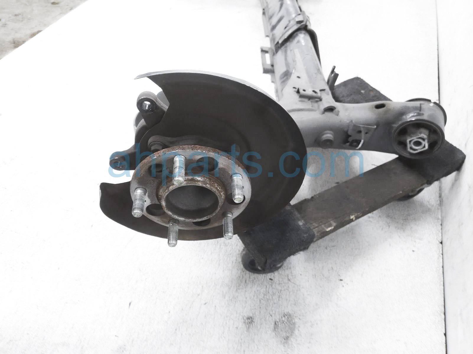 2016 Hyundai Veloster Rear Axle Torsion Beam 55100-2V501