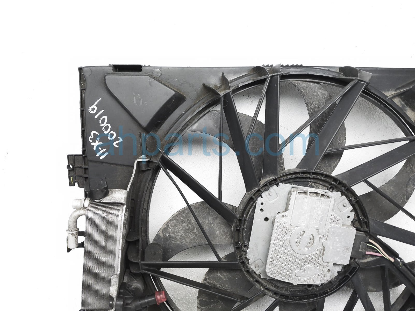 Sold 2011 BMW X3 Radiator Cooling Fan Assy 17-42-7-593-850,