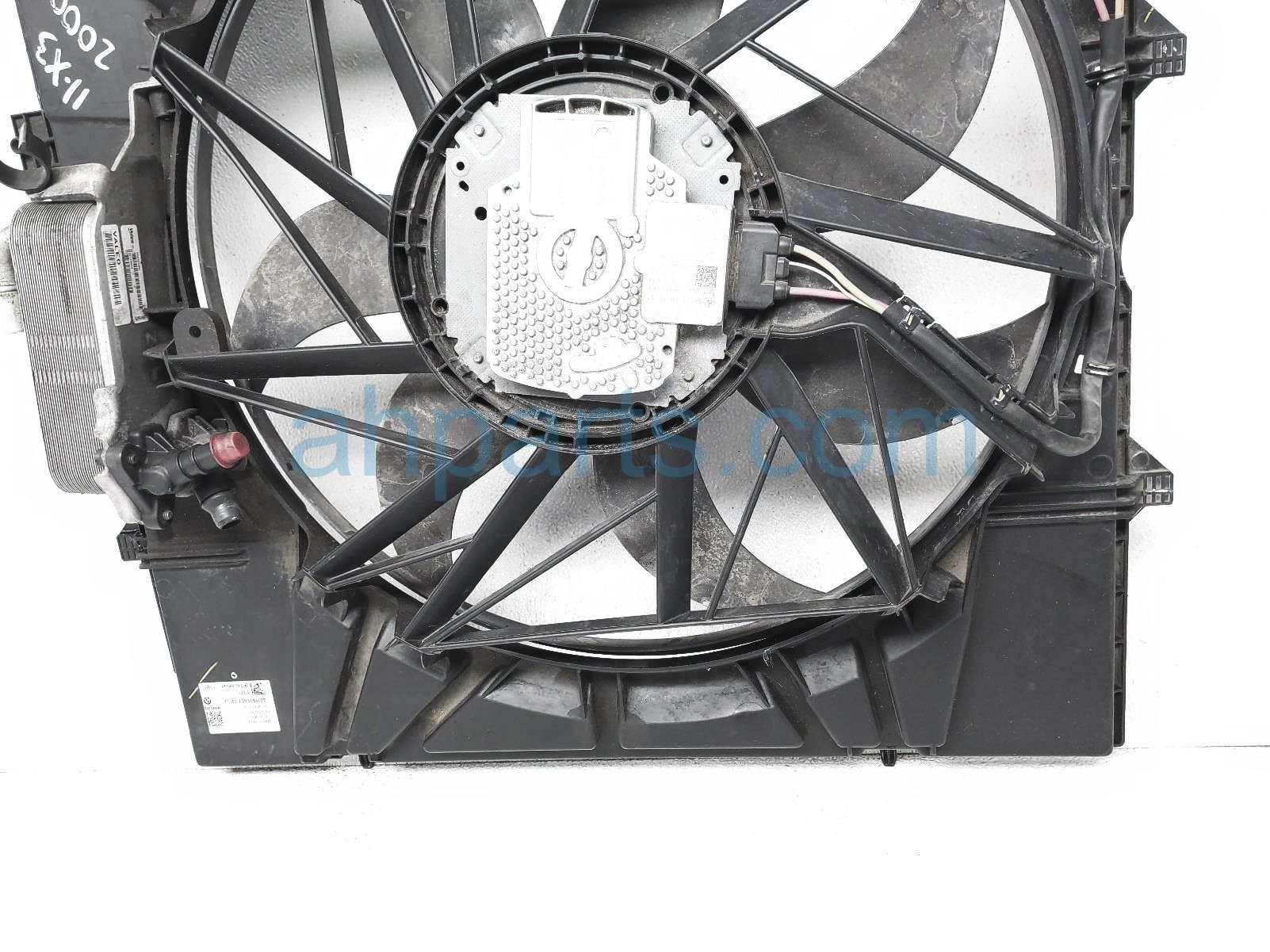 Sold 2011 BMW X3 Radiator Cooling Fan Assy 17-42-7-593-850,