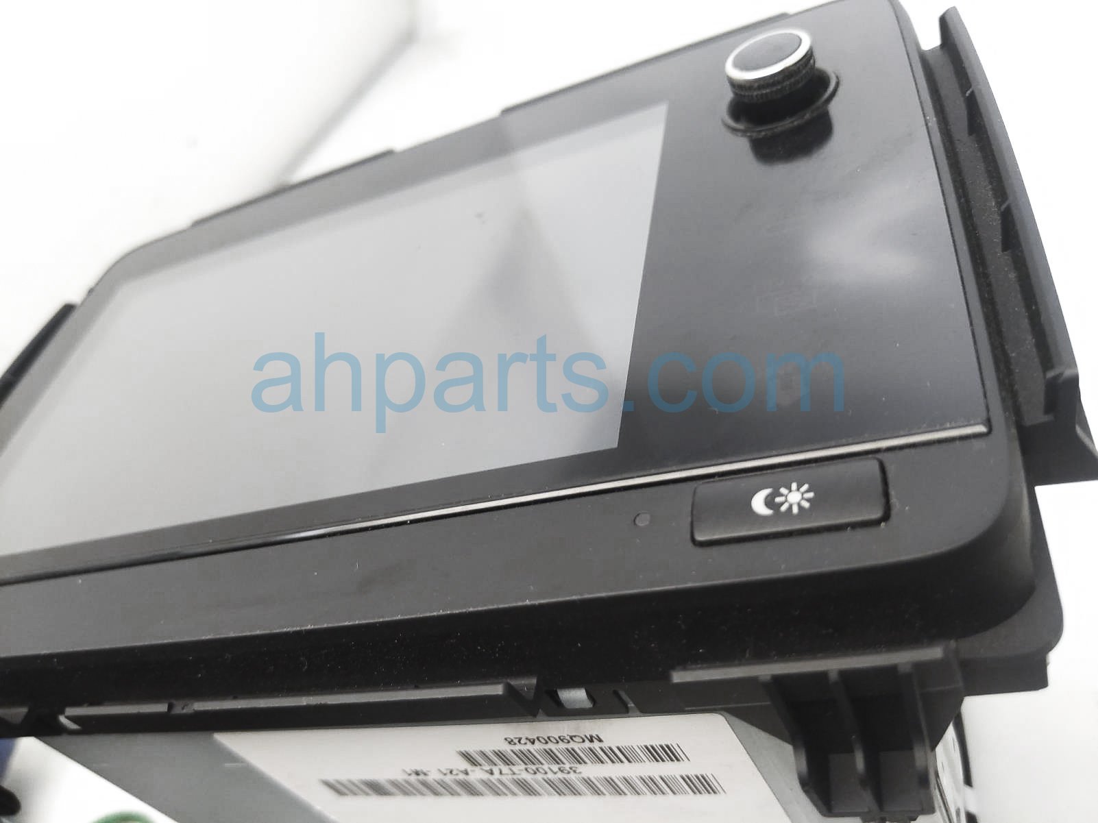 Sold 2019 Honda HR-V Radio Receiver & Display Screen 39100-T7A-M1,