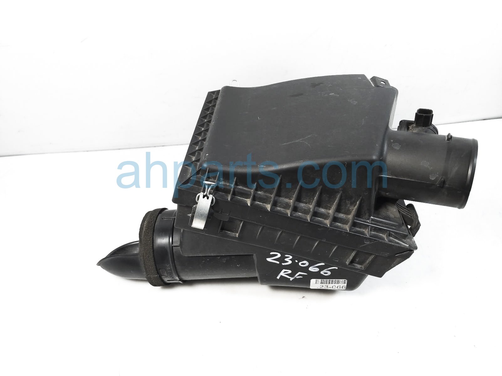 Sold 2019 Toyota Tacoma Air Cleaner Intake Box 17700-0P230,