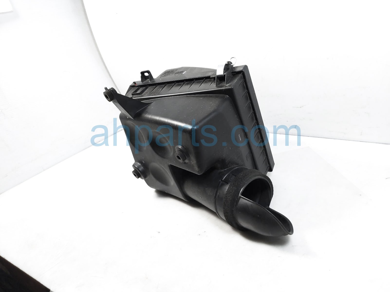Sold 2019 Toyota Tacoma Air Cleaner Intake Box 17700-0P230,