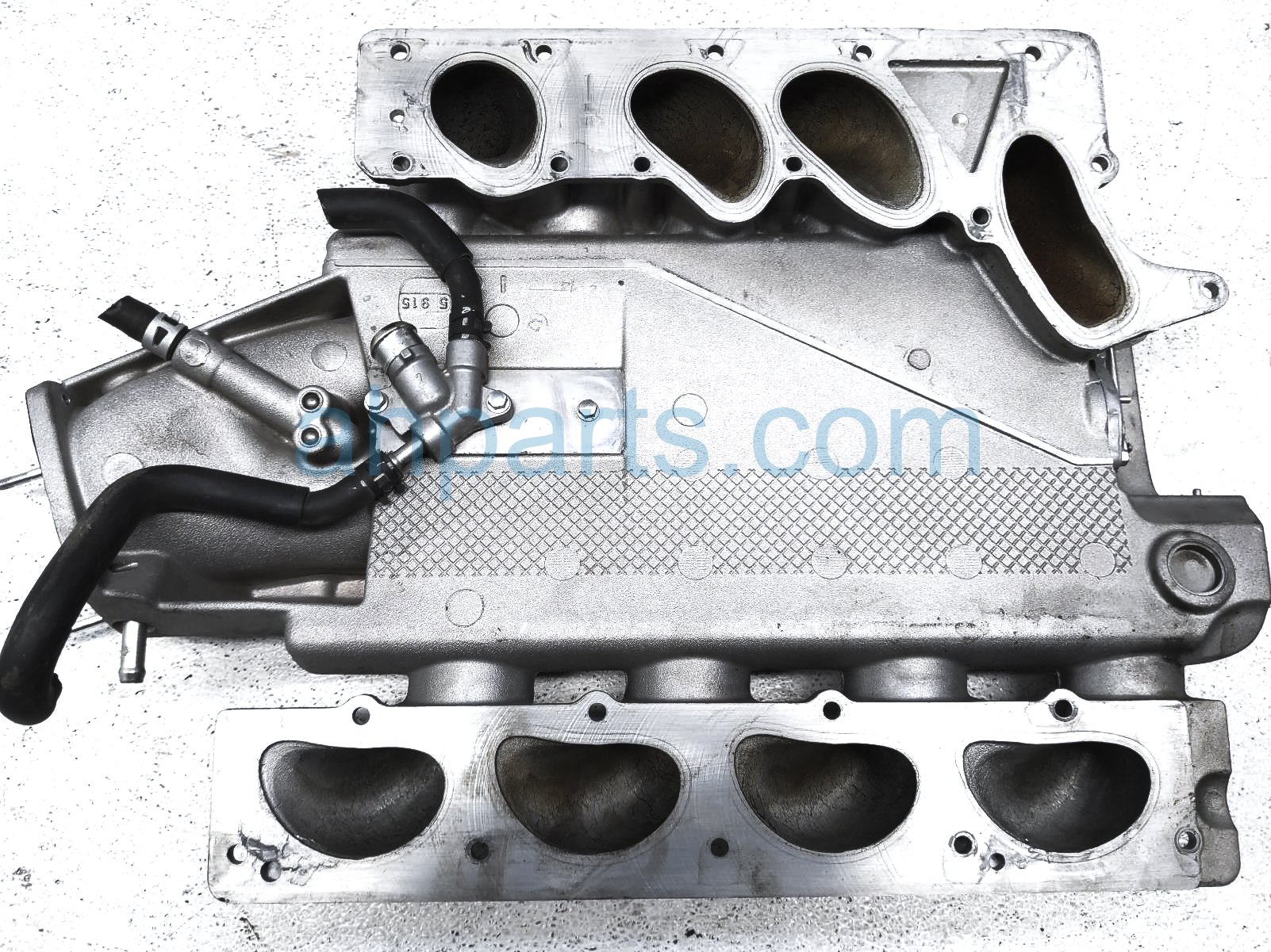 Sold 2006 Volvo Xc90 Upper Intake Manifold 30720334