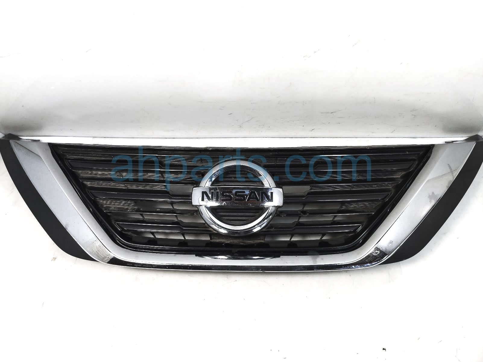 2018 Nissan Altima Upper Grille - 62310-9HS1A