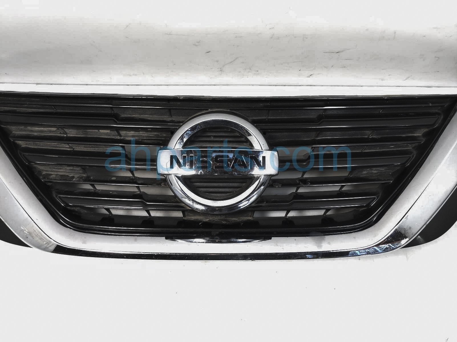 Sold 2018 Nissan Altima Upper Grille - 62310-9HS1A,