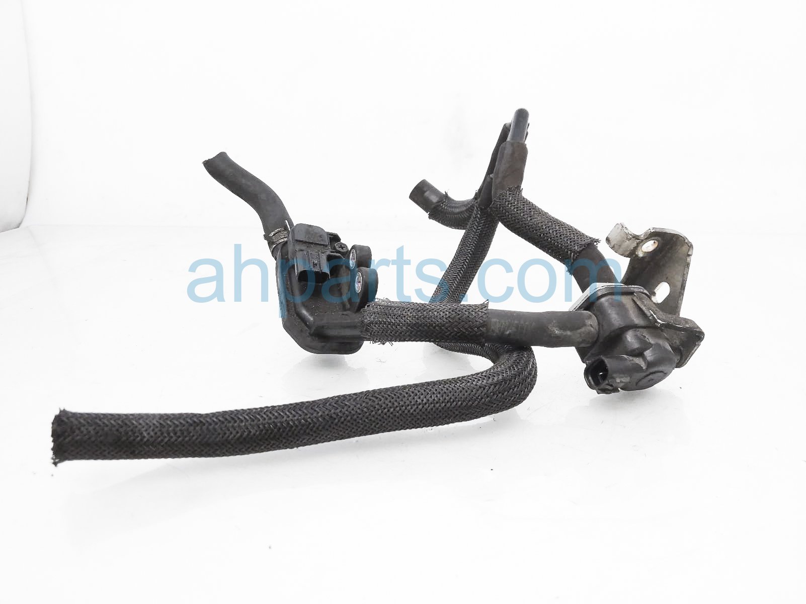 Sold 2019 Subaru Ascent Vapor Canister Purge Solenoid 16131AA100