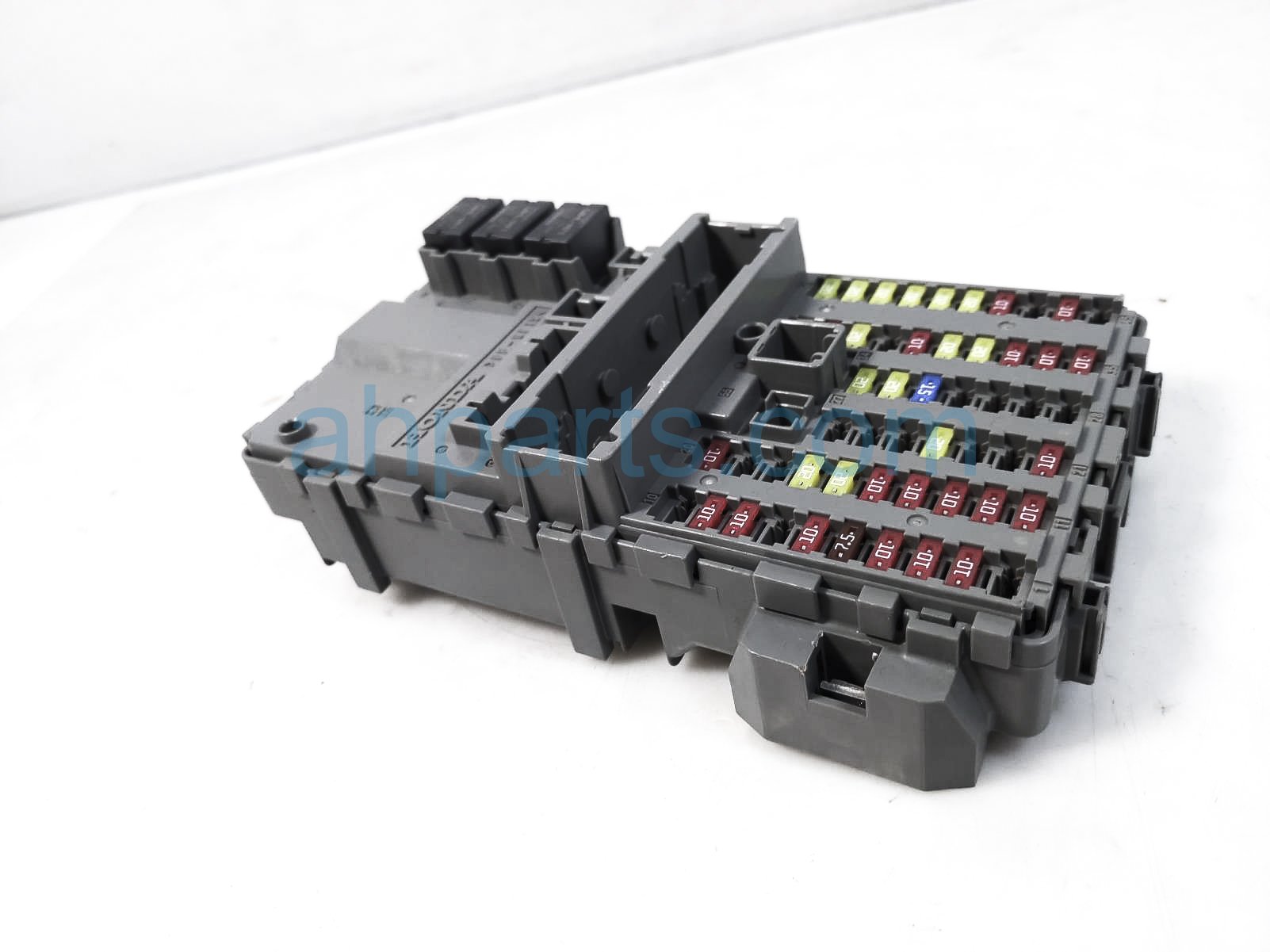 Sold 2019 Honda Accord Cabin Fuse Box Assy - 1.5t Sport At 38200-TVA-A12,