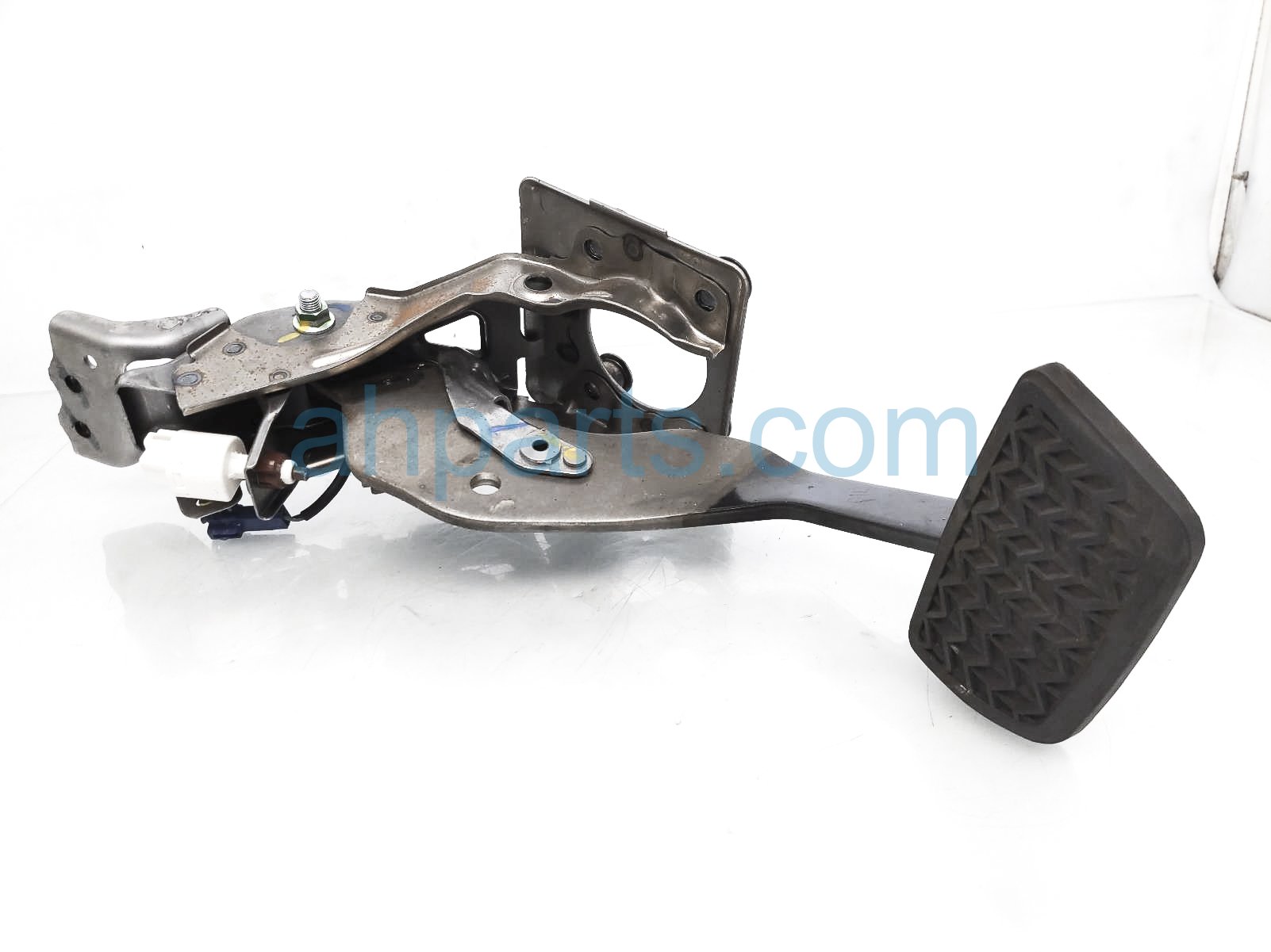 Sold 2016 Toyota Highlander Brake Pedal Assembly 47110-0E060,