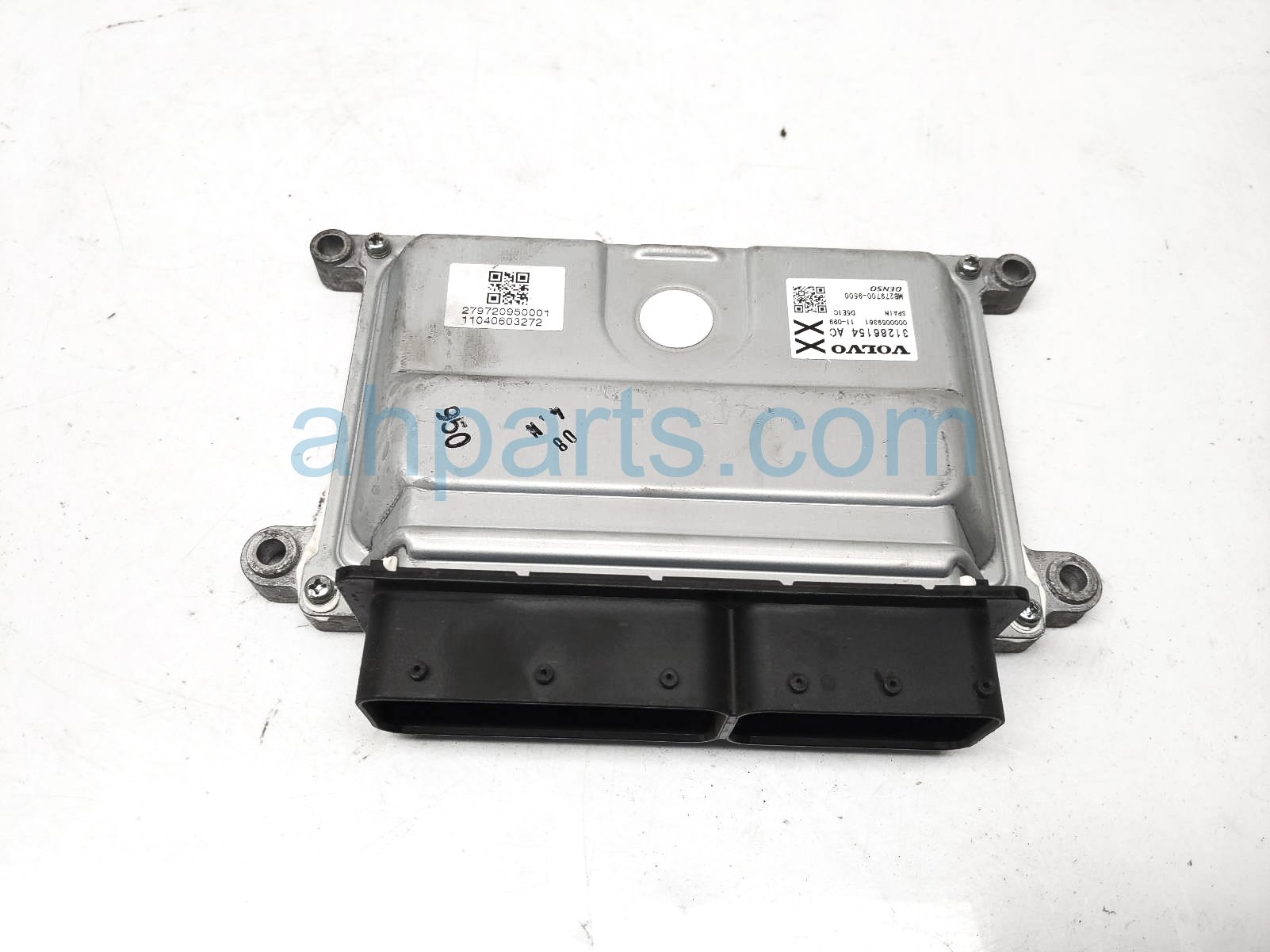 Sold 2012 Volvo Xc60 Ecu Control / Engine Computer Module Unit 31286154