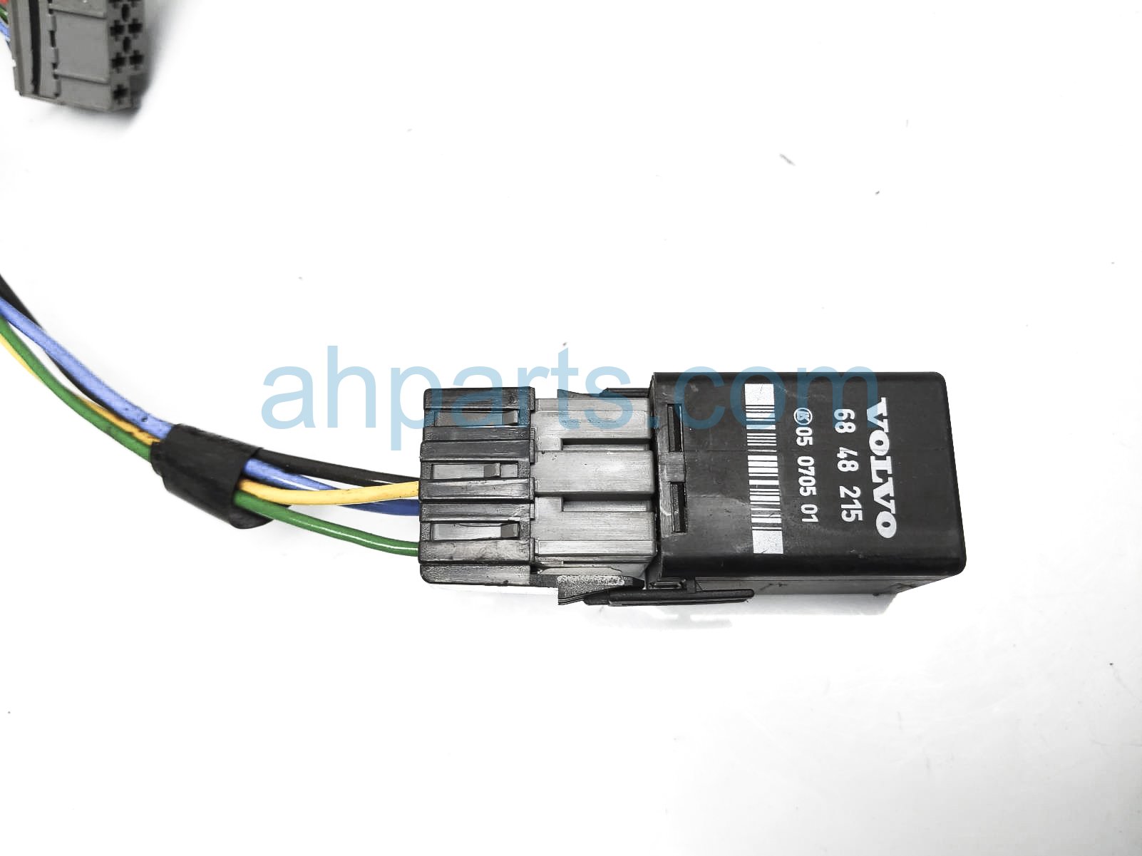 Sold 1995 Volvo 850 Power / Master Window Control Switch 6849422