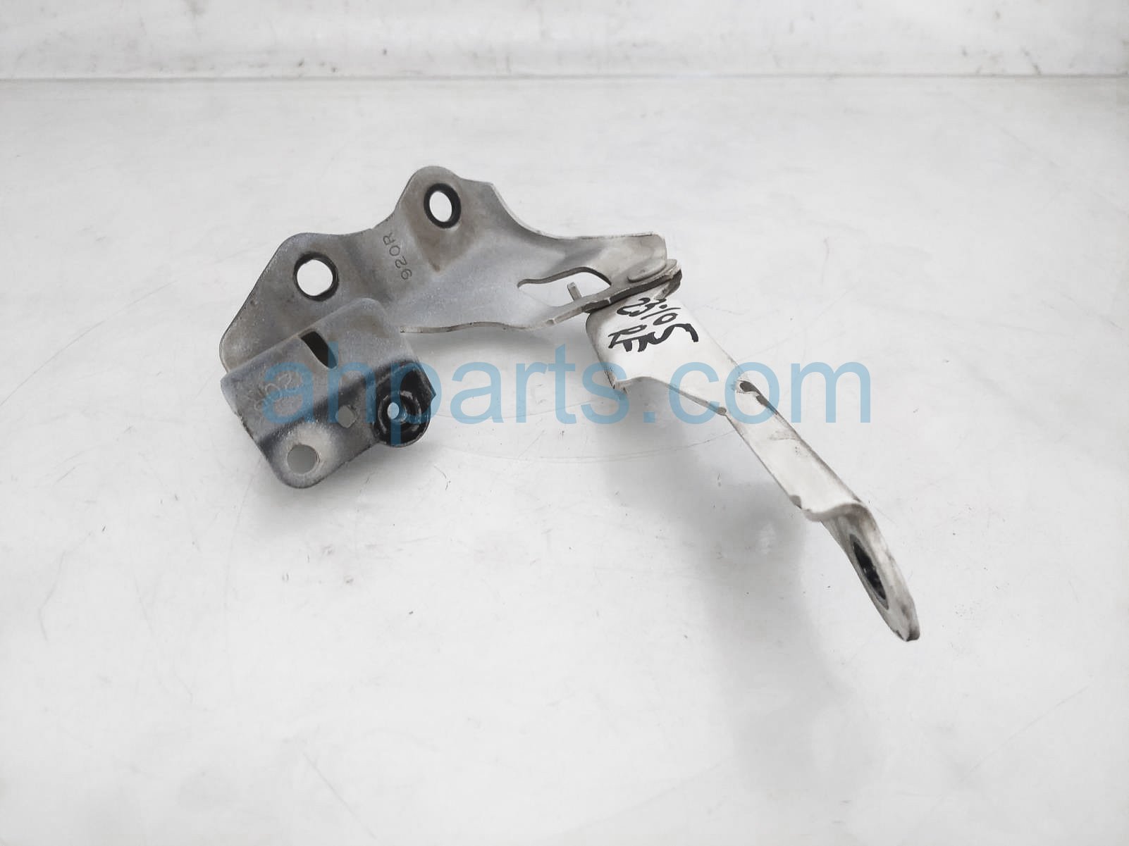 Sold 2014 Lexus Gs350 Passenger Hood Hinge - White 53410-30450,