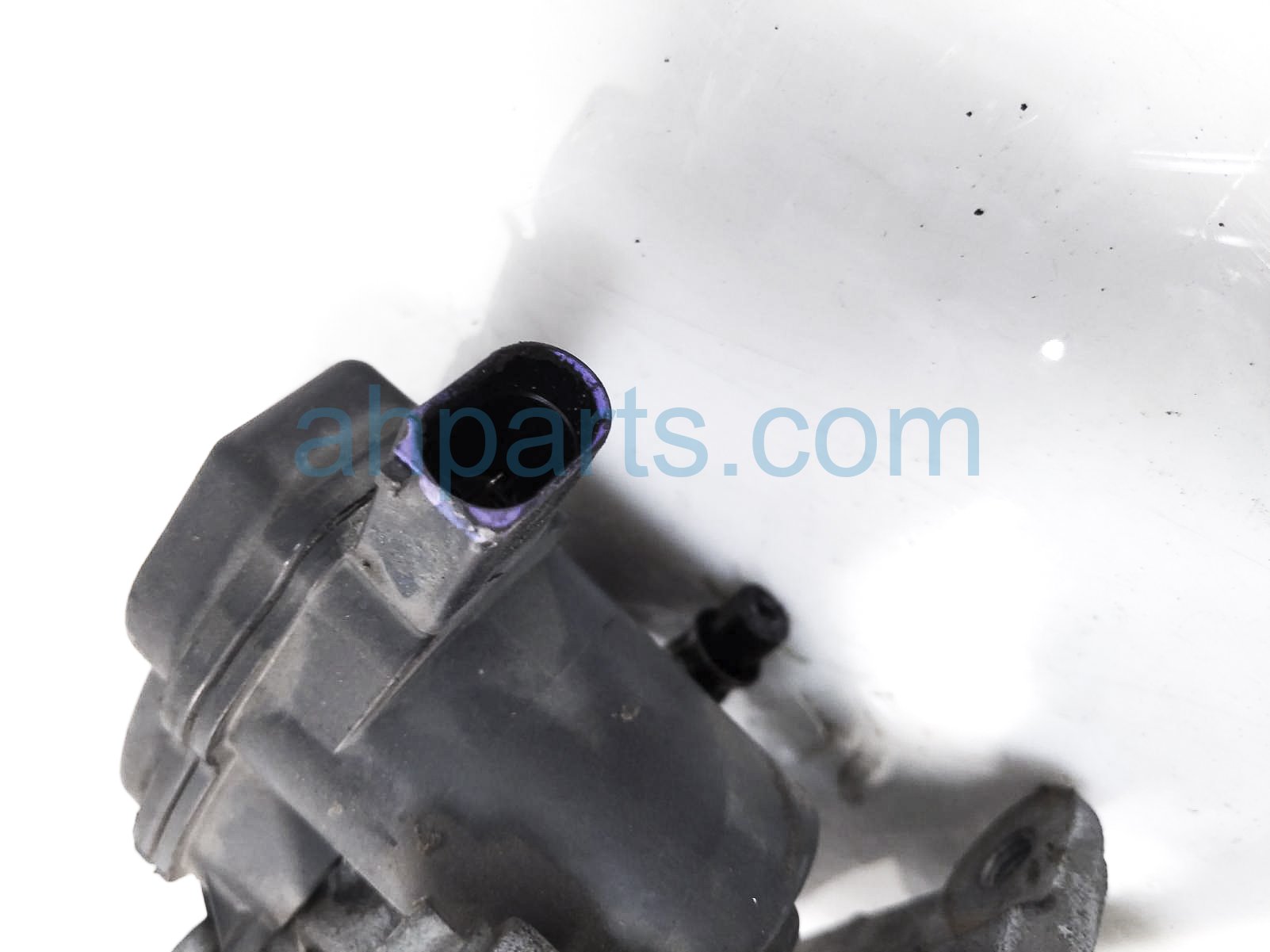 Sold 2020 Jeep Compass Rear Driver Brake Caliper 68338709AA,