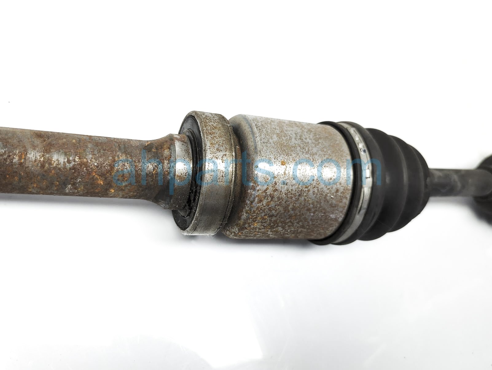 Sold 2008 Volvo C70 Front Passenger Axle Drive Shaft 36000559