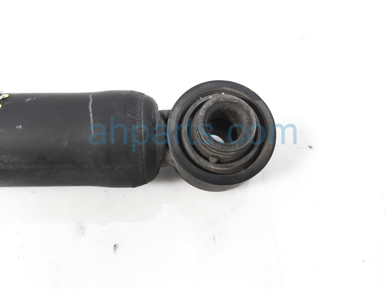 Sold 2019 Toyota Rav 4 Strut / Spring / Rear Passenger Shock Absorber ...