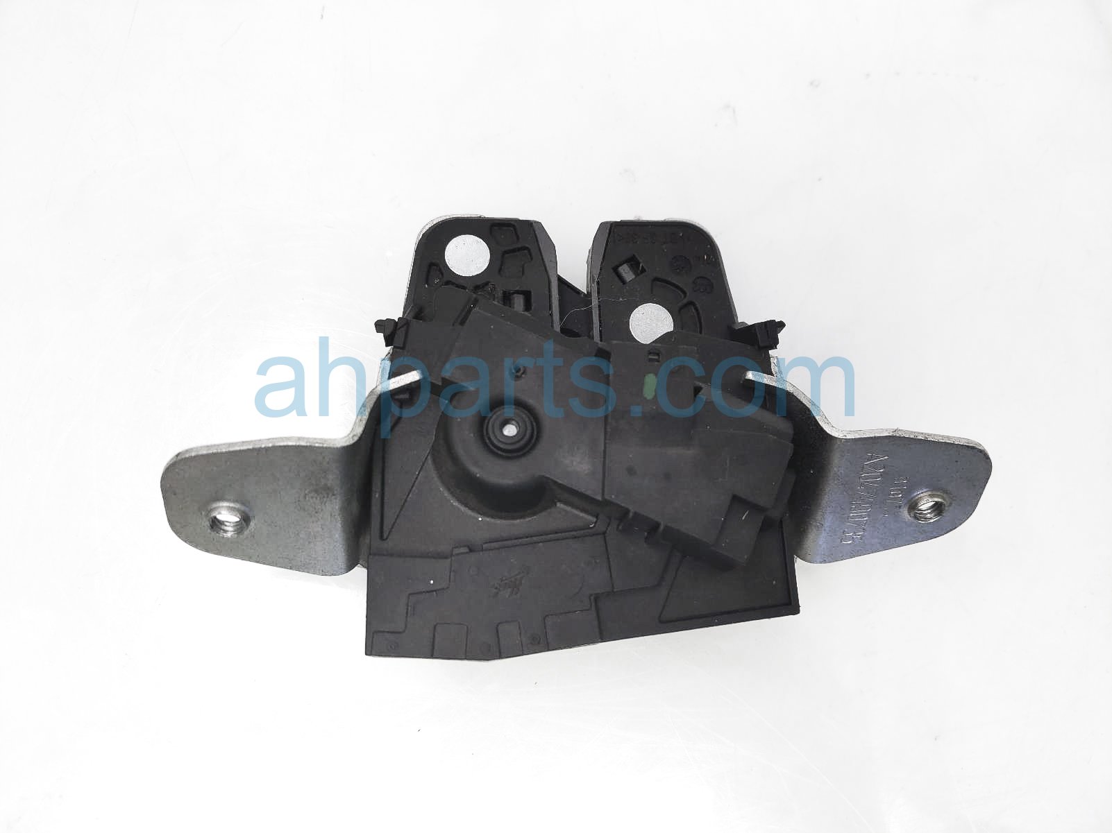 Sold 2014 Mercedes Ml350 Tailgate Lock Actuator 204-740-13-00,