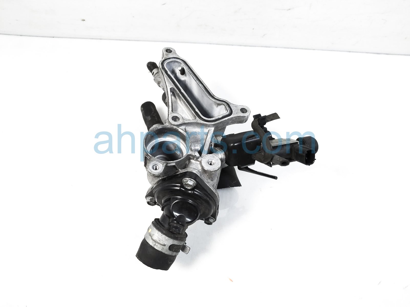 Sold 2016 Honda Accord Thermostat Housing Assy 19321-5A2-A01,