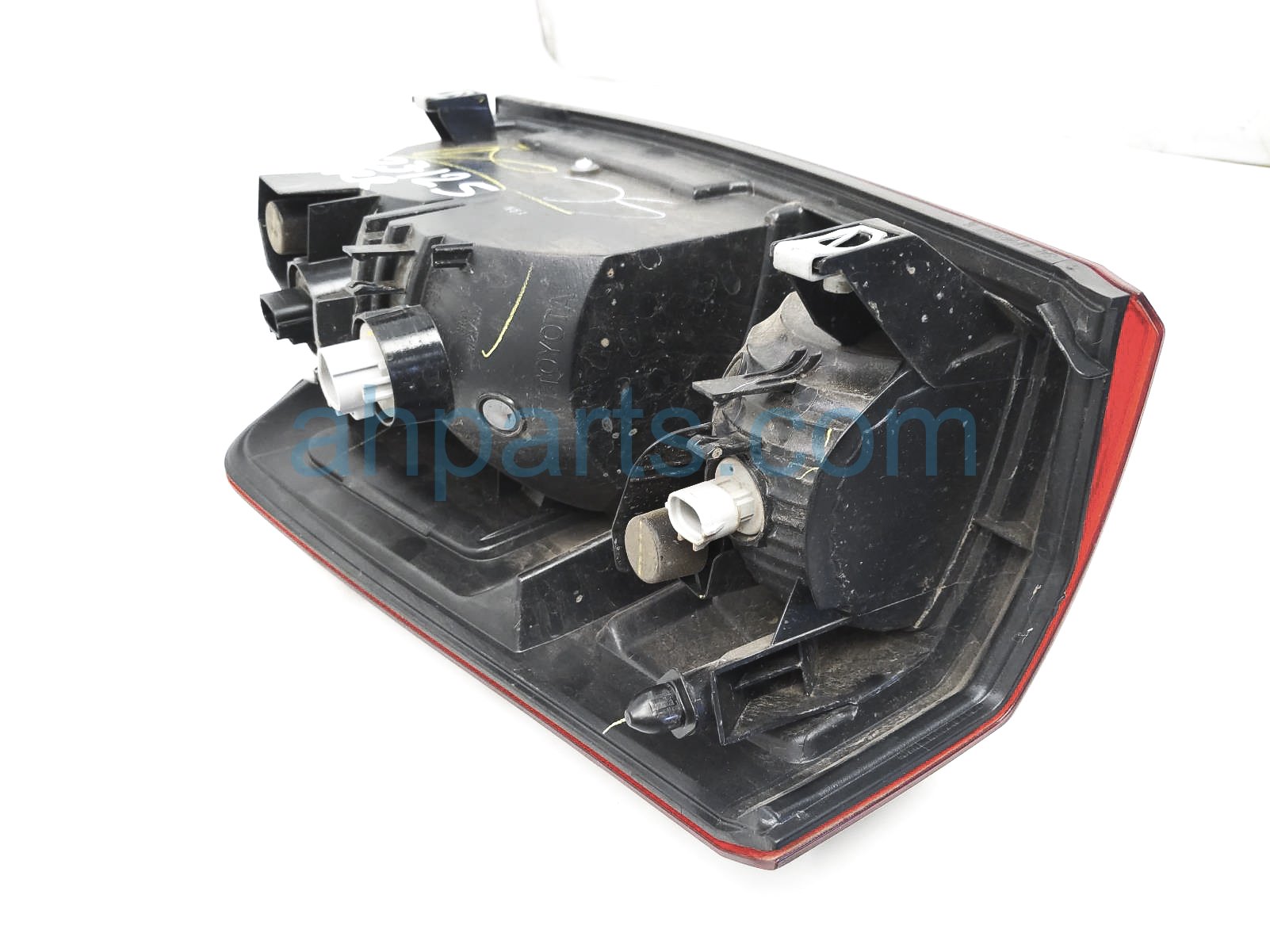 Sold 2022 Toyota Tacoma Light / Rear Passenger Tail Lamp (on Body ...