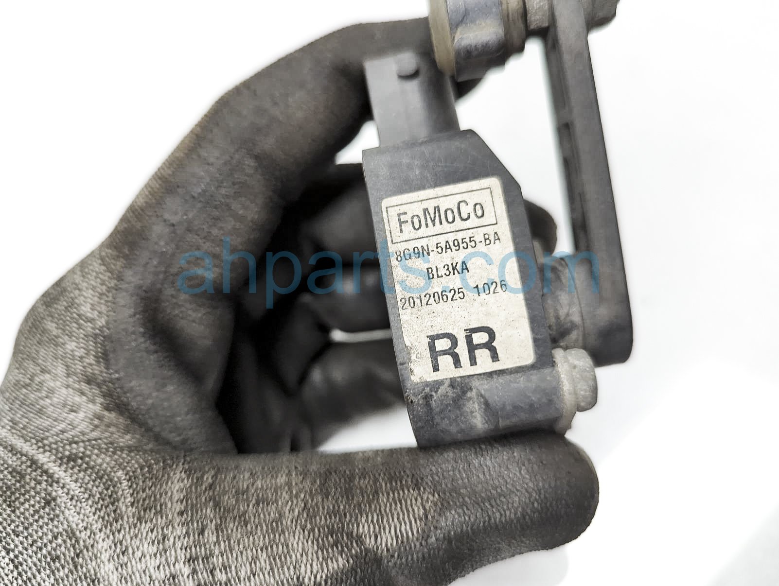 Sold 2014 Volvo S60 Headlight / Lamp Leveling Sensor 31288274,