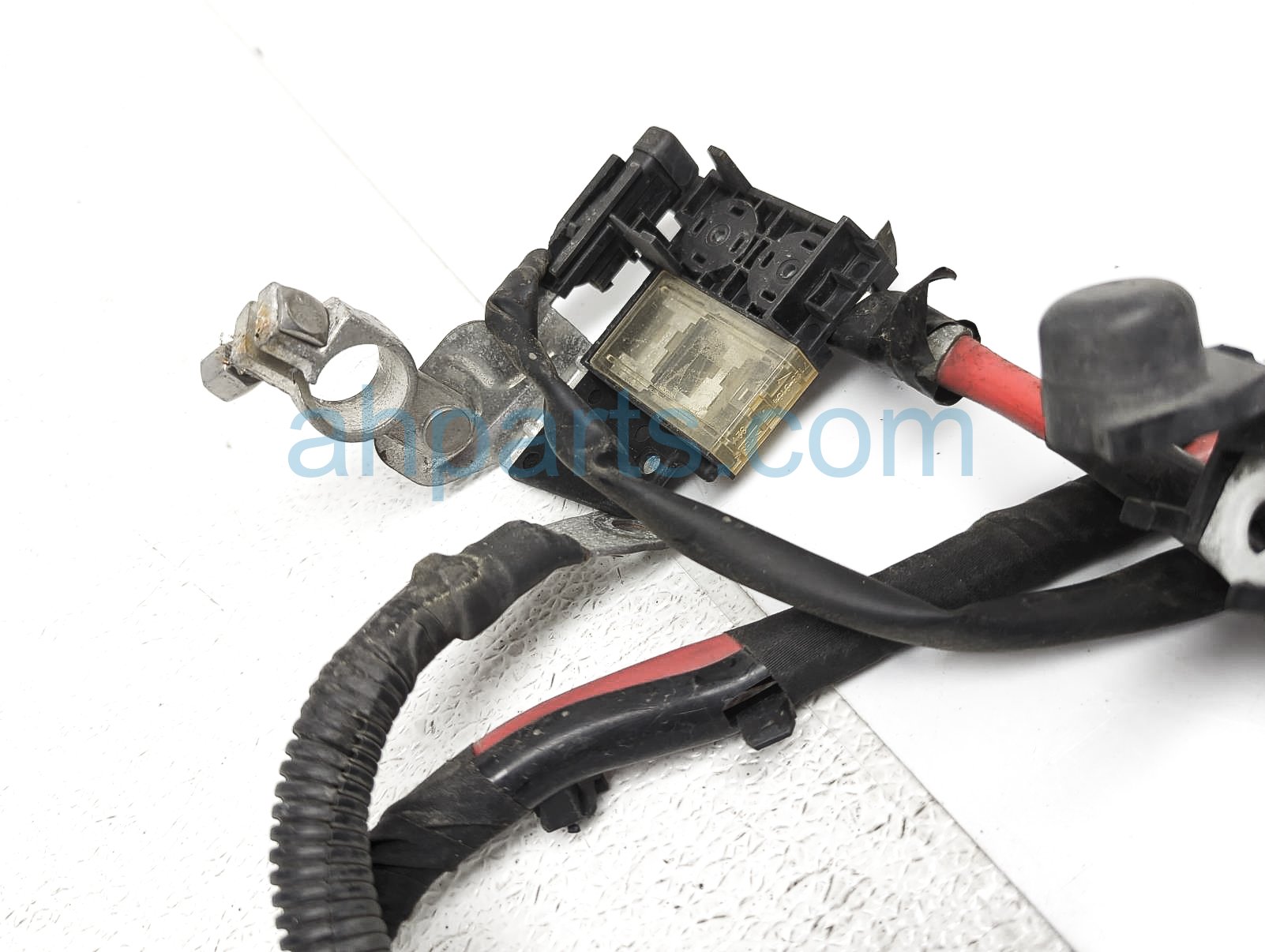 Sold 2016 Volvo S60 Positive Battery Cable W/relay 31473638,