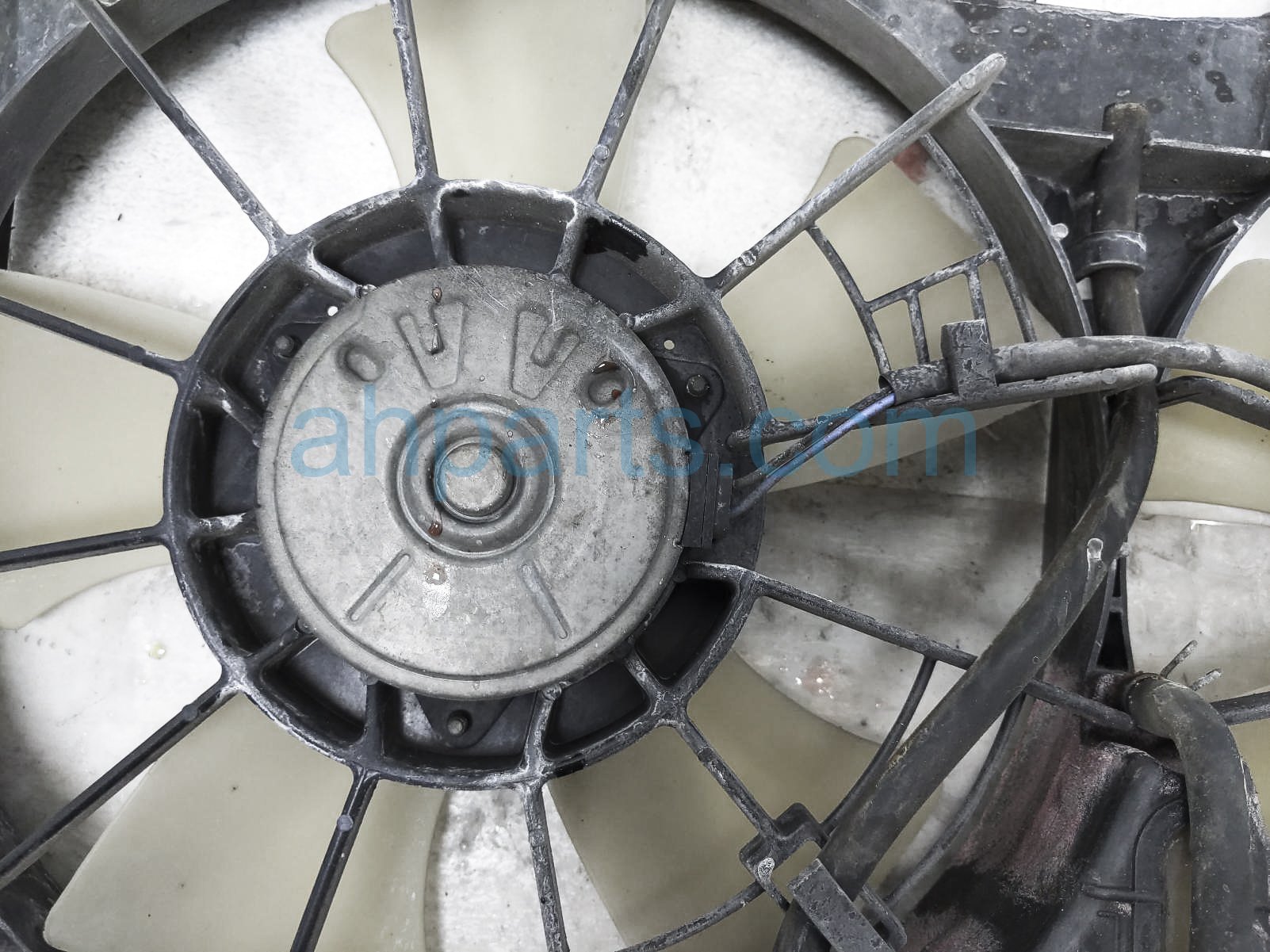 Sold 2003 Lexus Is300 Cooling Radiator Fan Assembly 16363-46050,