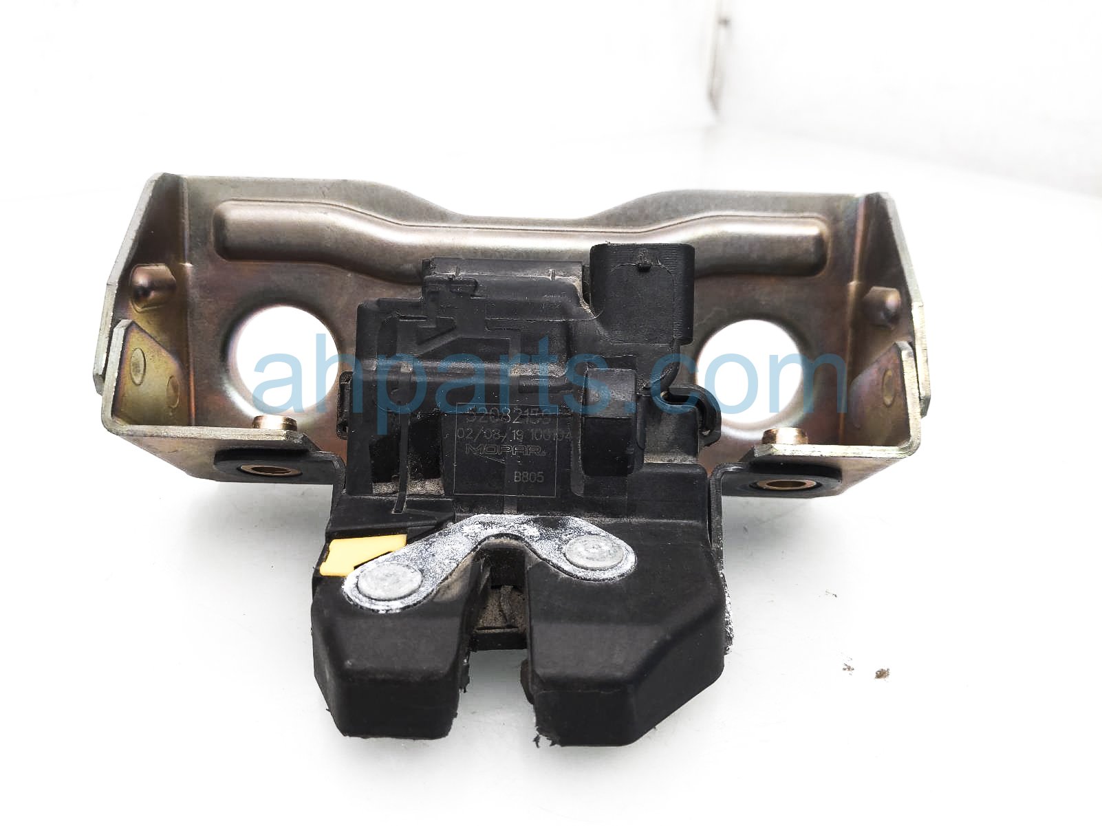 Sold 2020 Jeep Renegade Trunk Gate Latch 68399523AA