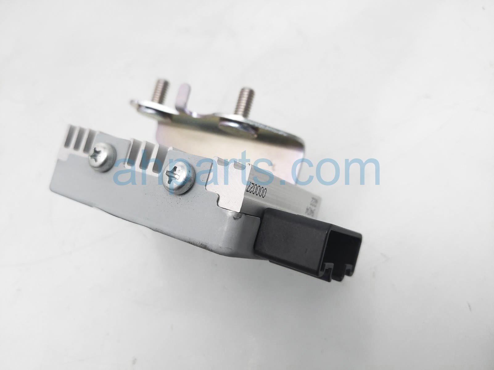 Sold 2013 Lexus Es 350 Fuel Pump Control Module 89570-33040,