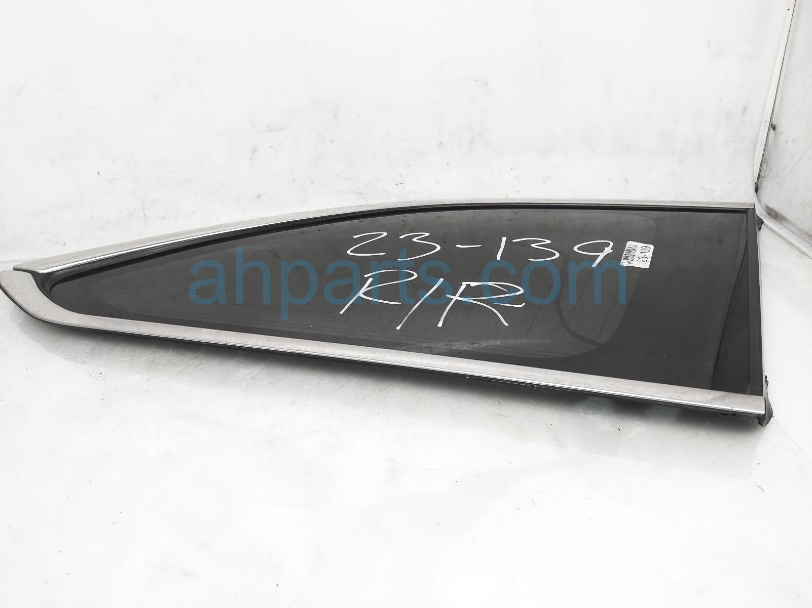 Sold 2016 Toyota Highlander Passenger Quarter Window Glass 62710-0E150,