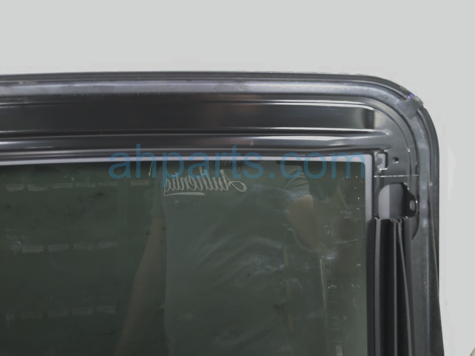 2016 Toyota Highlander Sunroof / Sun Roof Glass Window 63201-0E040,