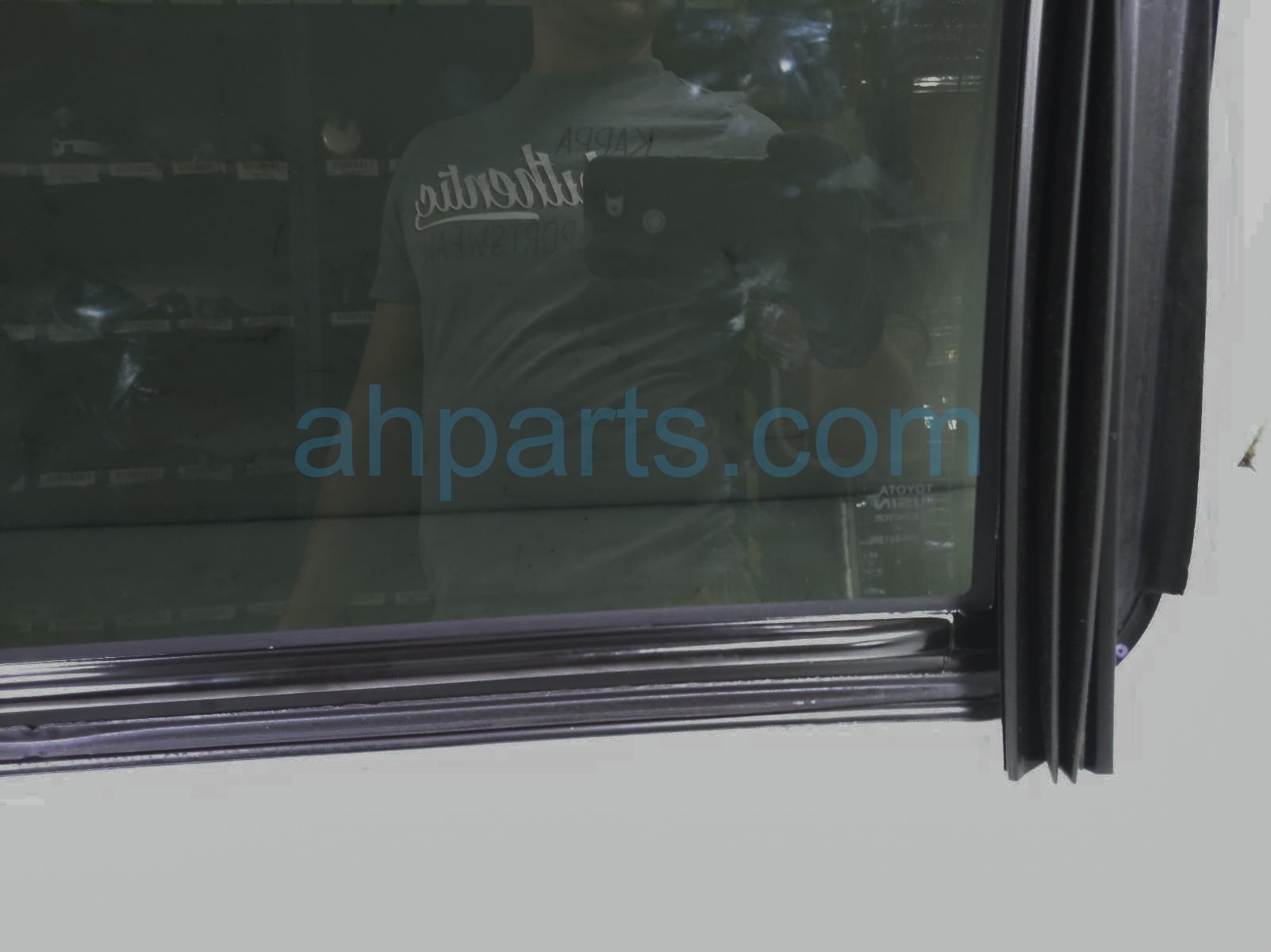 2016 Toyota Highlander Sunroof / Sun Roof Glass Window 63201-0E040,