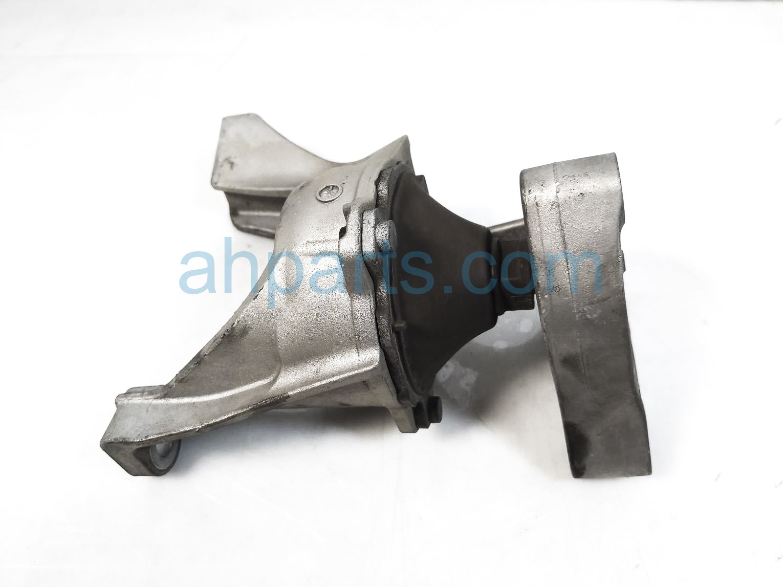 Sold 2020 Honda Accord Engine/motor Passenger Engine Side Mount - Sport ...