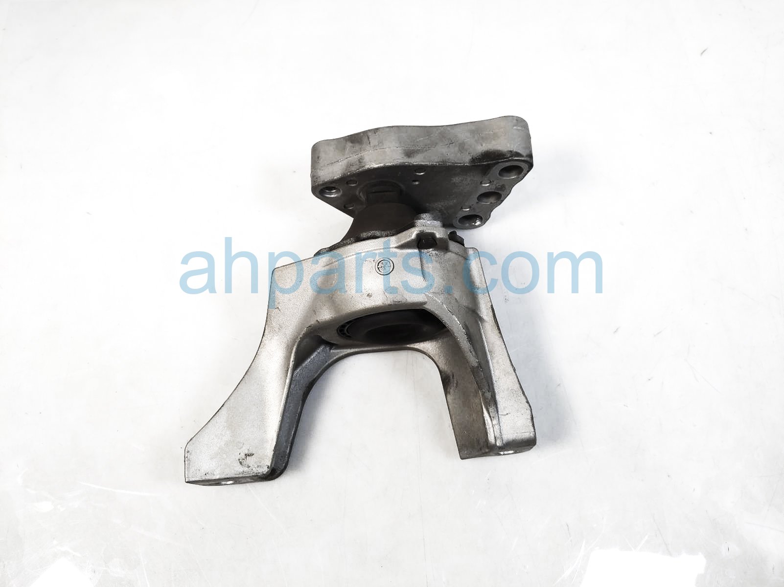 Sold 2020 Honda Accord Engine/motor Passenger Engine Side Mount - Sport ...
