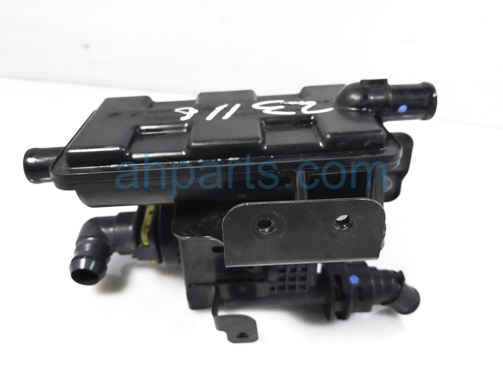 Sold 2021 Honda CR-V Fuel Vapor Canister Filter - 1.8l 17315-T5R-A01,