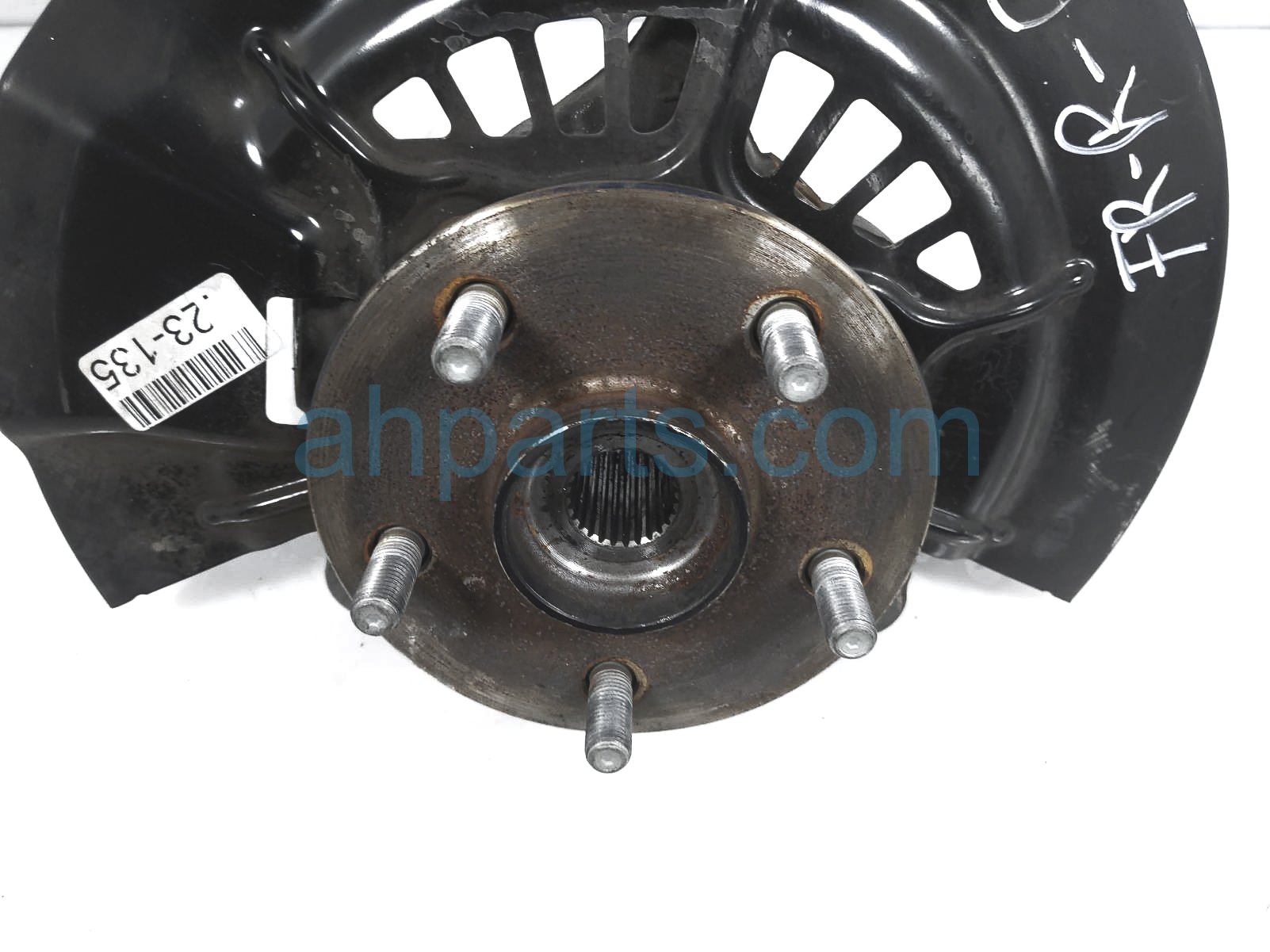 Sold 2020 Toyota Rav 4 Front Passenger Spindle Knuckle Hub - Fwd 43201 ...