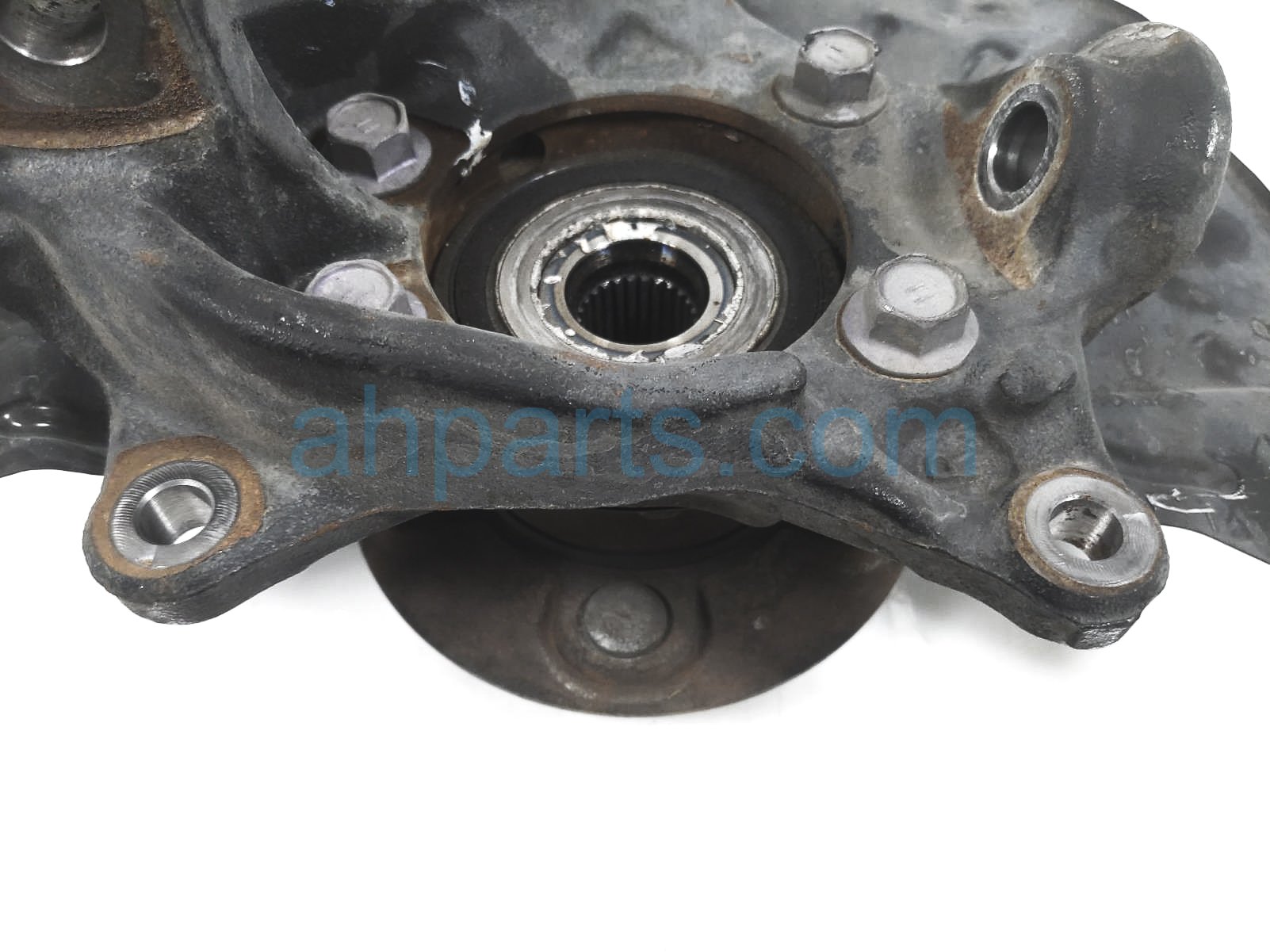 Sold 2020 Toyota Rav 4 Front Passenger Spindle Knuckle Hub - Fwd 43201 ...