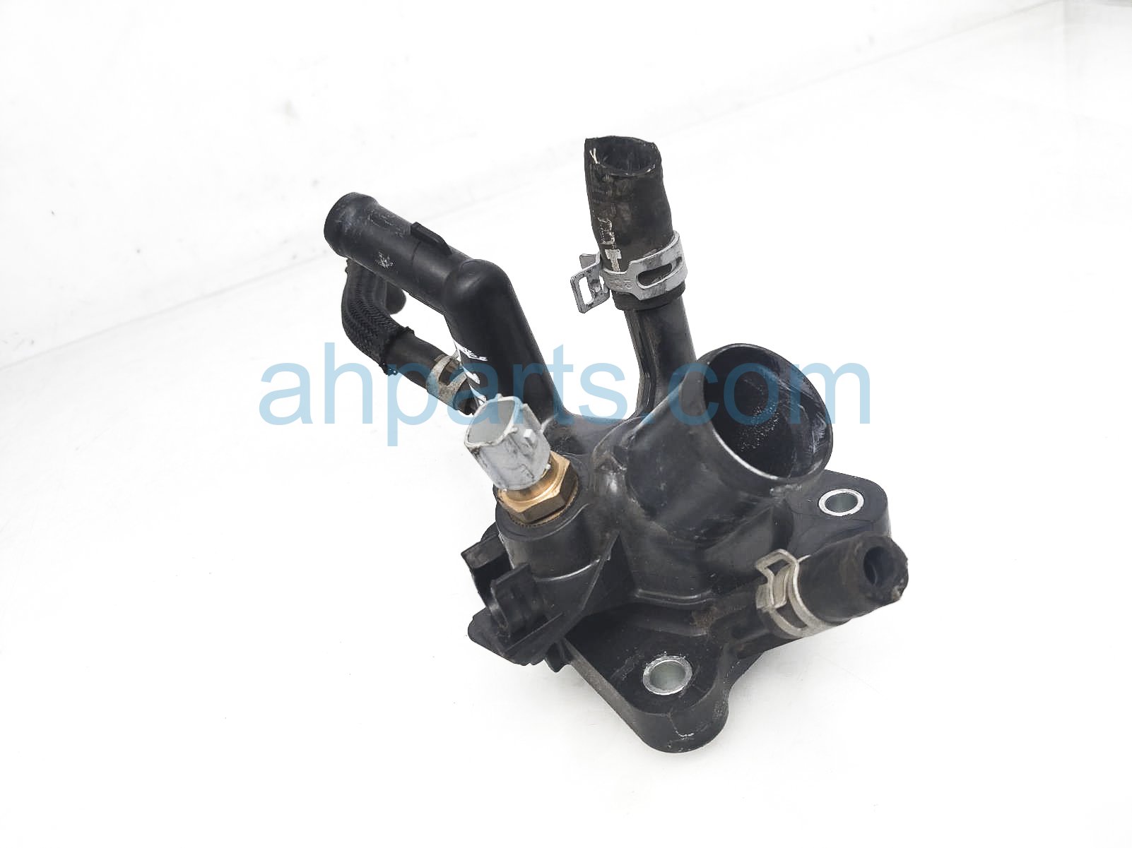 2020 Nissan Altima Pump Water Outlet Flange 11060-6CA0A,