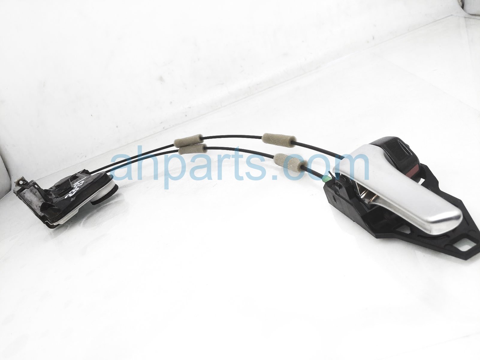 Sold 2016 Toyota Highlander Front Driver Door Locking Actuator 69206 ...