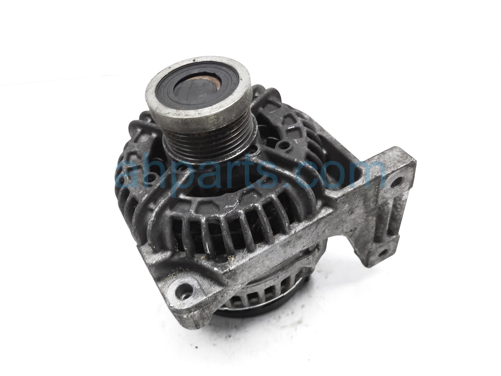 Sold 2008 Volvo S60 Alternator / Generator - 140 Amp 36012358,