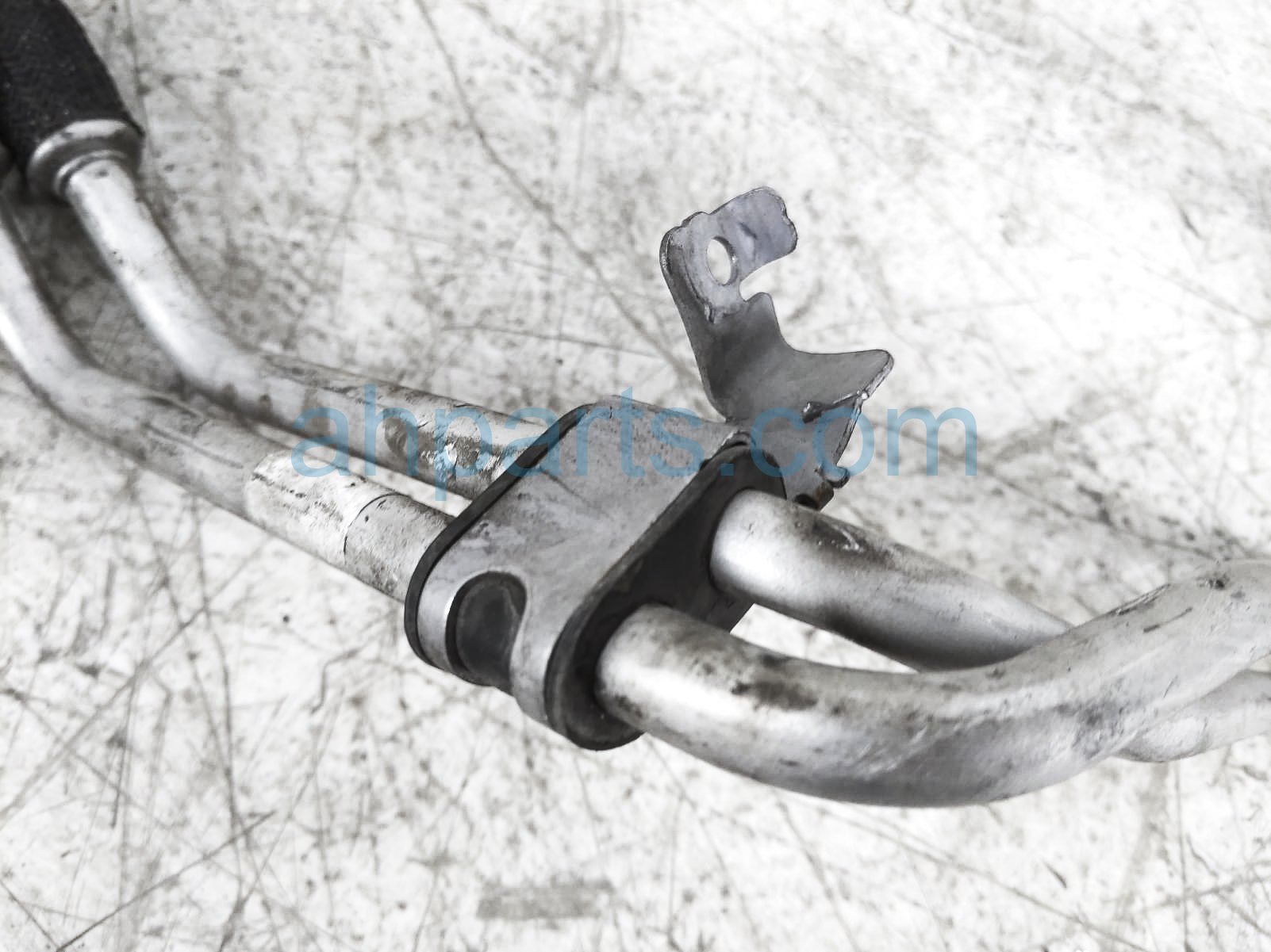 Sold 2019 Chrysler Pacifica Transmission Oil Cooler Line 68217330AC