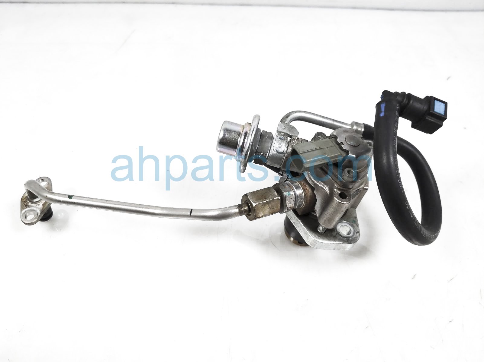 Sold 2015 Lexus Rc350 Engine Mounted Fuel Pump - 3.5l 23100-39645,
