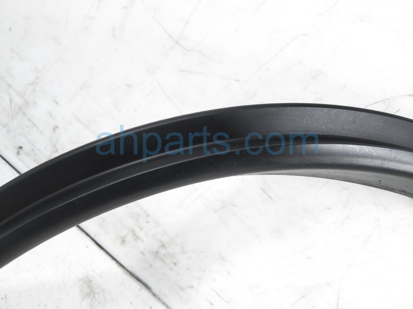 Sold 2015 Honda CR-V Rear Driver Fender Flare Trim Moulding 74450-T0A-A01,