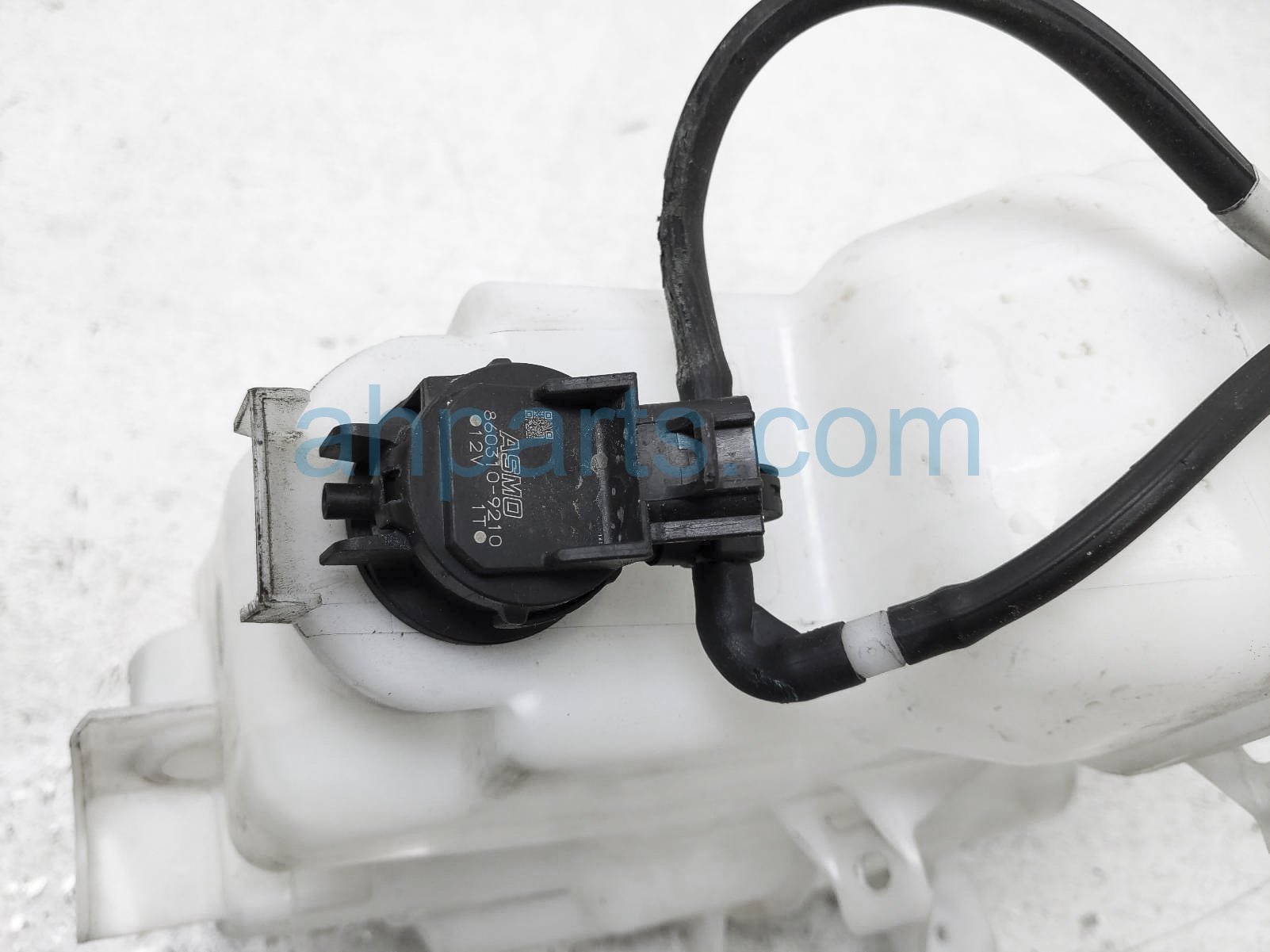 Sold 2016 Mazda 3 Windshield Washer Reservoir Tank GJR9-67-481A,