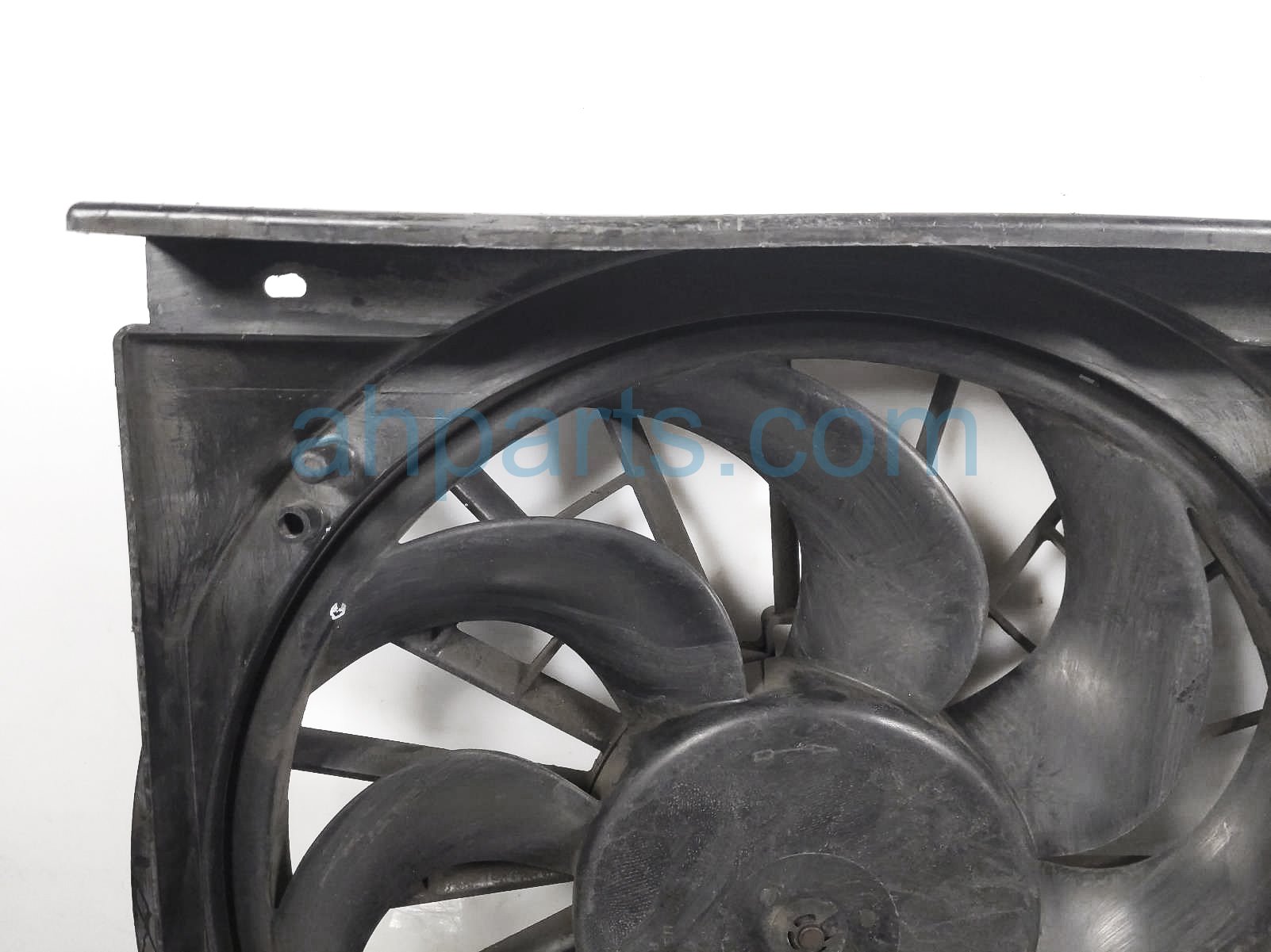 Sold 1992 Volvo 940 Radiator Cooling Fan Assy 9142880,