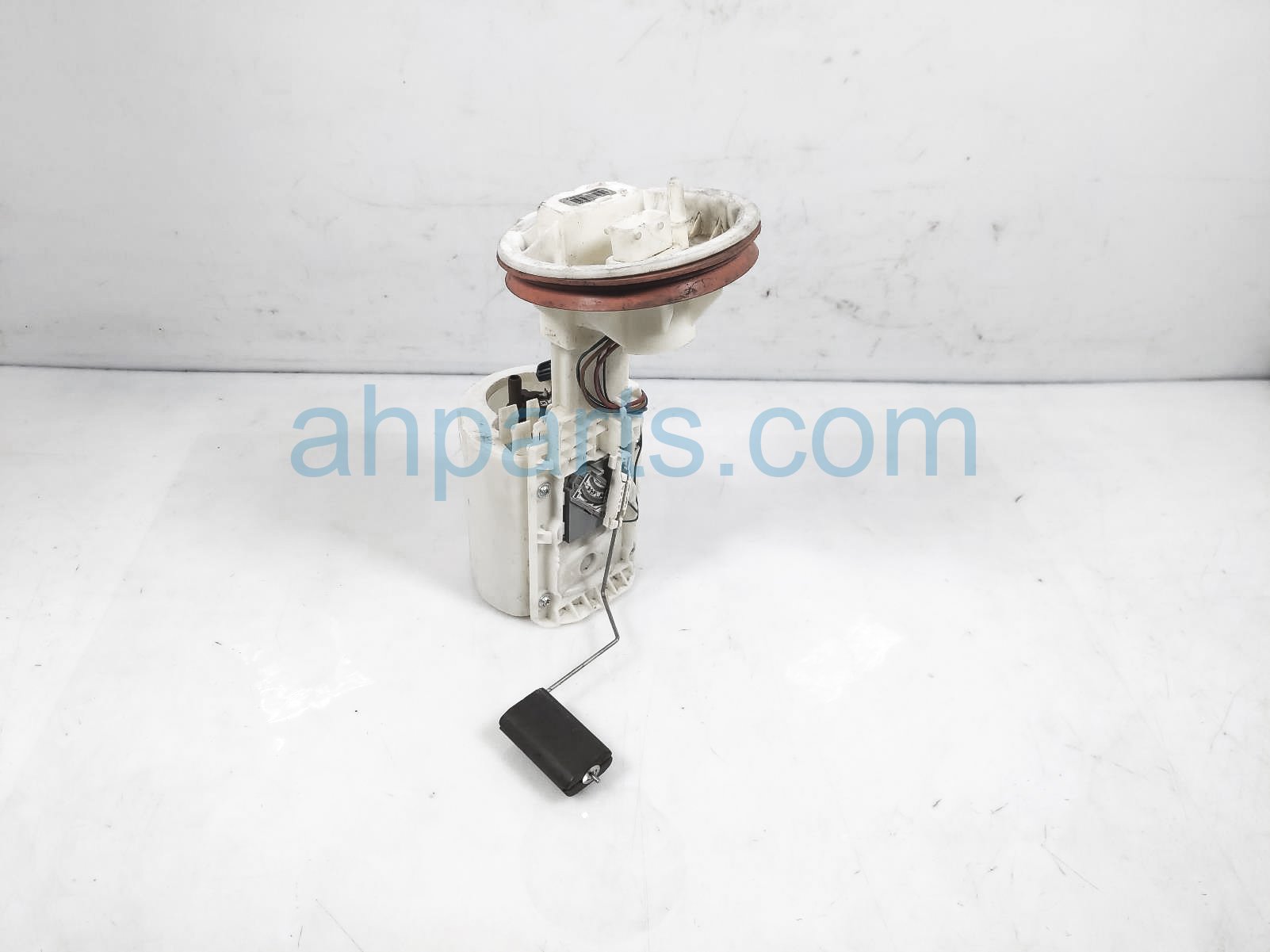 Sold 2011 BMW Mini Cooper Gas / Fuel Pump Assy 16-11-2-755-083,