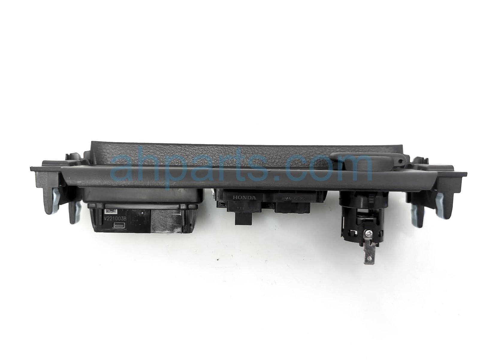 Sold 2023 Honda Civic Aux Usb & Power Outlets 83427-T20-A11ZA,