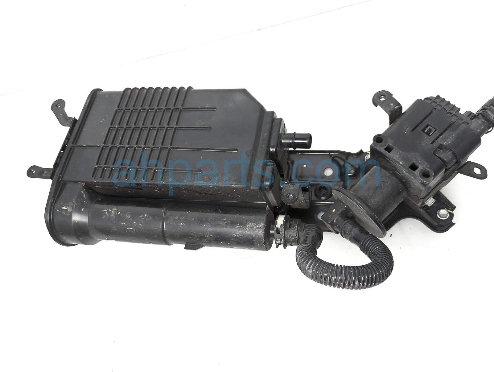 Sold 2017 Lexus Rx350 Fuel Vapor Charcoal Canister Assy 77740-0E080,