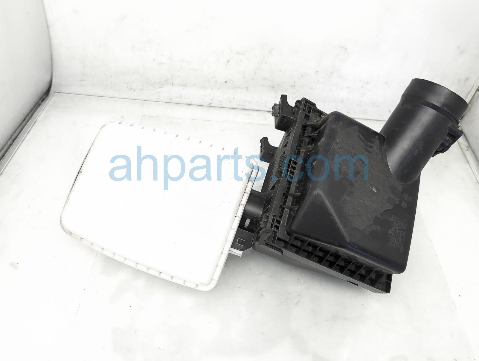 Sold 2019 Subaru Forester Air Cleaner Intake Box Assy - 2.5l 46051SJ000,