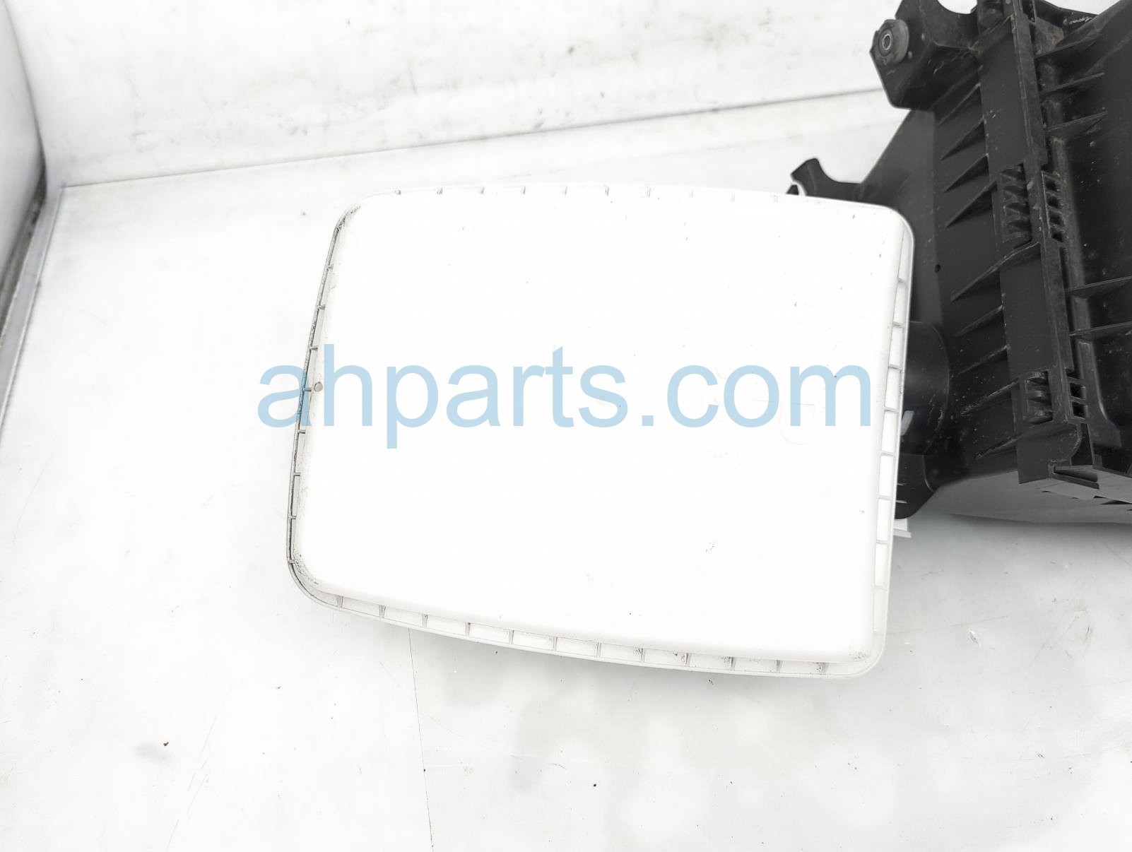 Sold 2019 Subaru Forester Air Cleaner Intake Box Assy - 2.5l 46051SJ000,