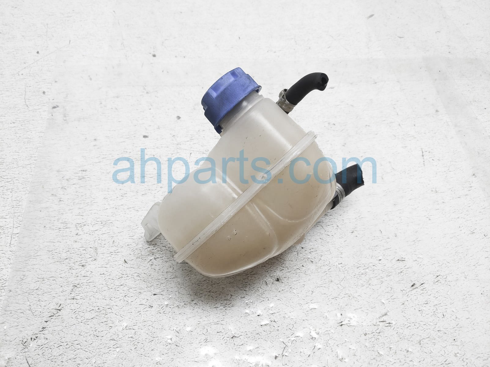 Sold 2022 Dodge Promaster City Coolant Overflow Reservoir Tank 68260324AA